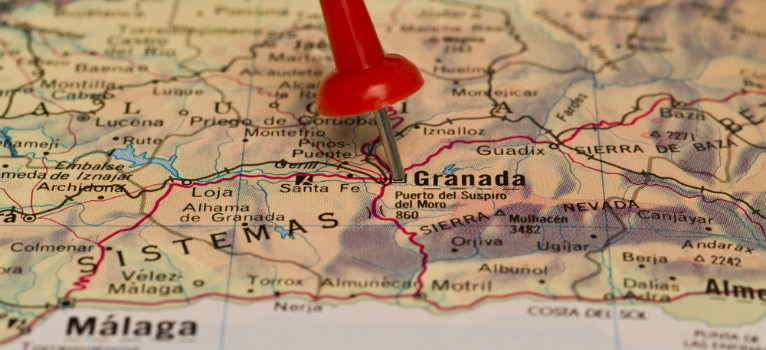 How to get to Granada from Malaga airport